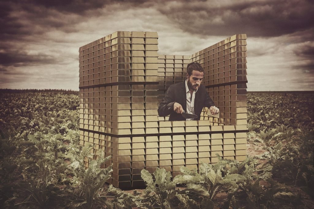 The Golden Jail | Idan Wizen Gallery